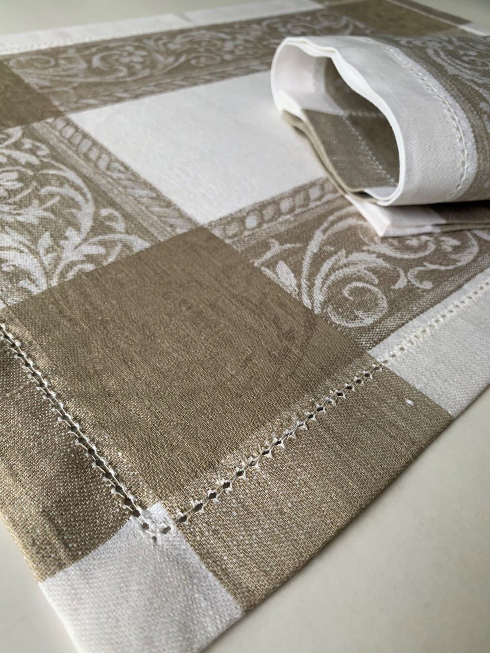 MANTELERÍA – MV Mantelería